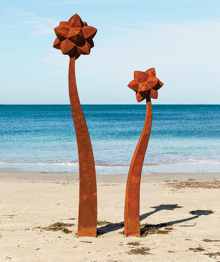 Biting art | Fremantle Herald Interactive